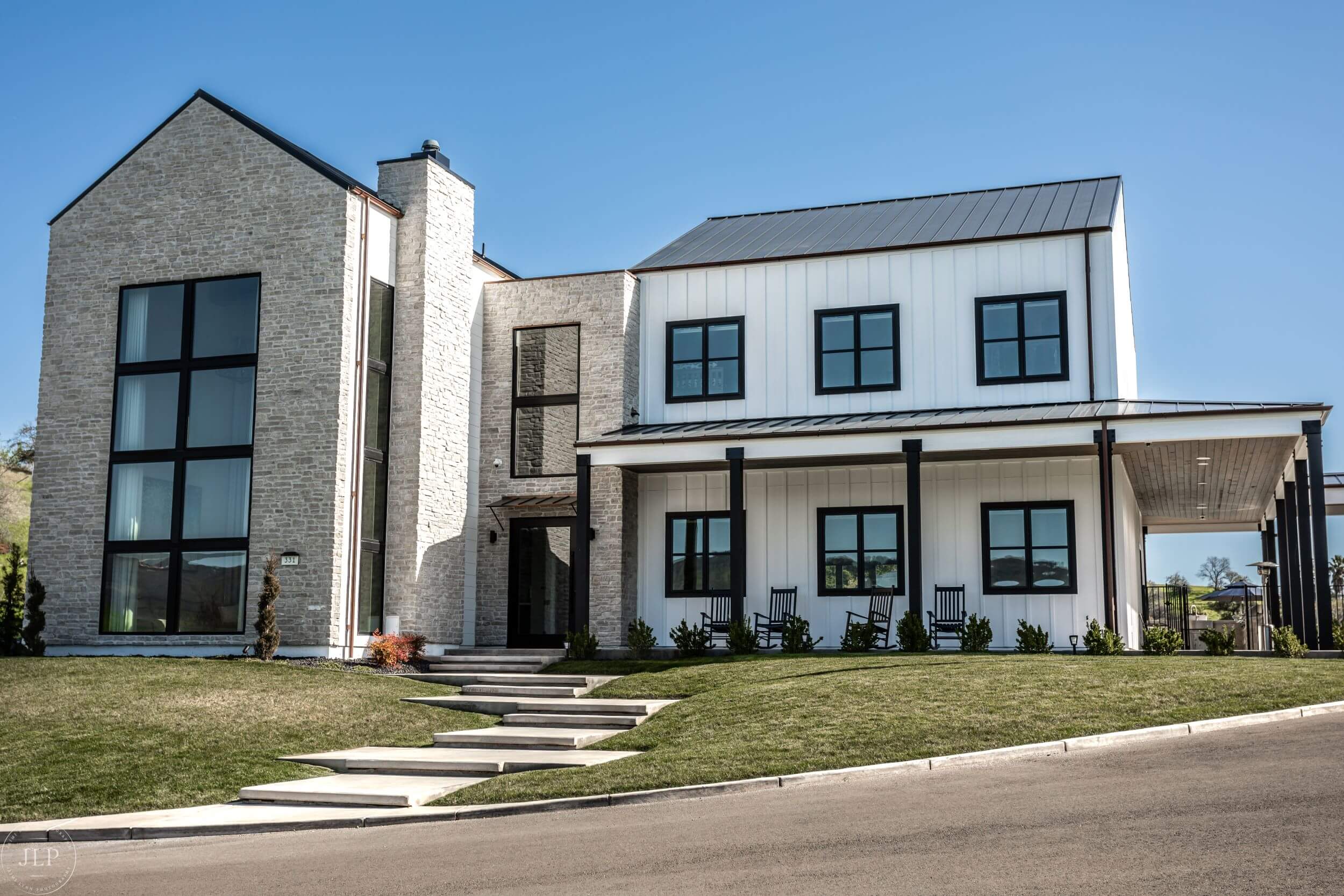 Reyes Residence: Where Luxury Meets Livability - Lenity Architecture